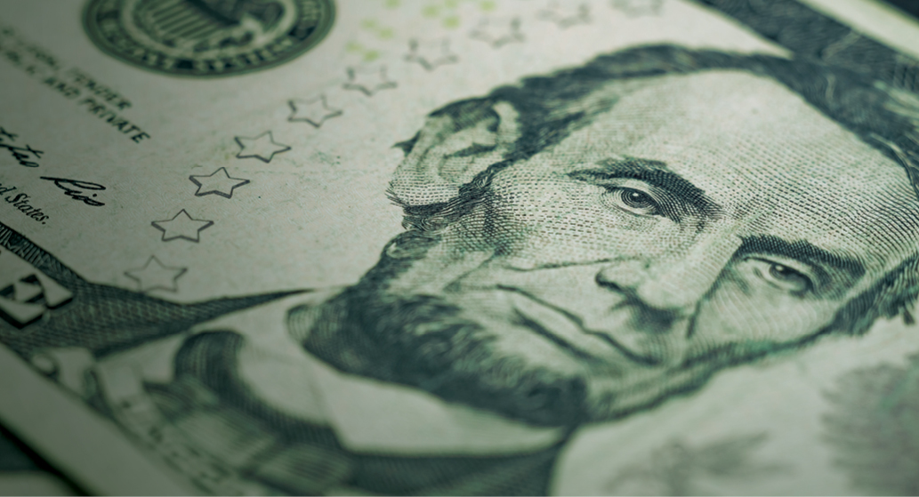 Money Talks: Daniel Hemel’s new course gives student practical insights ...